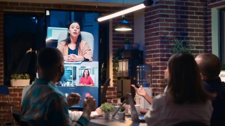 How Mindmixer Networking App Makes Hybrid Events Highly Interactive