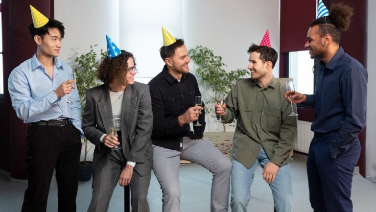 25+ Creative Event Networking Ideas to Foster Connections